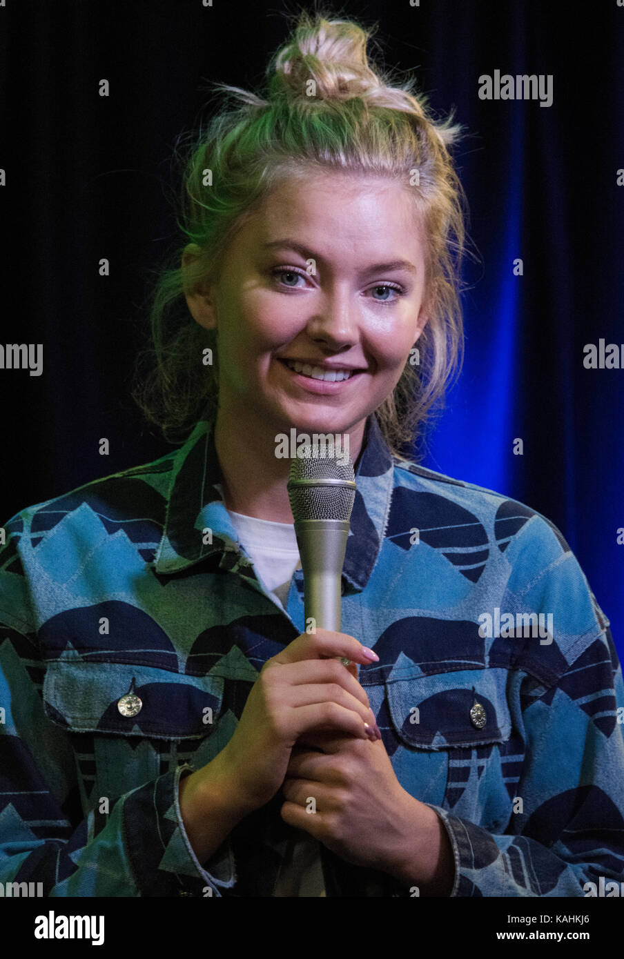 Astrid s singer hi-res stock photography and images - Alamy