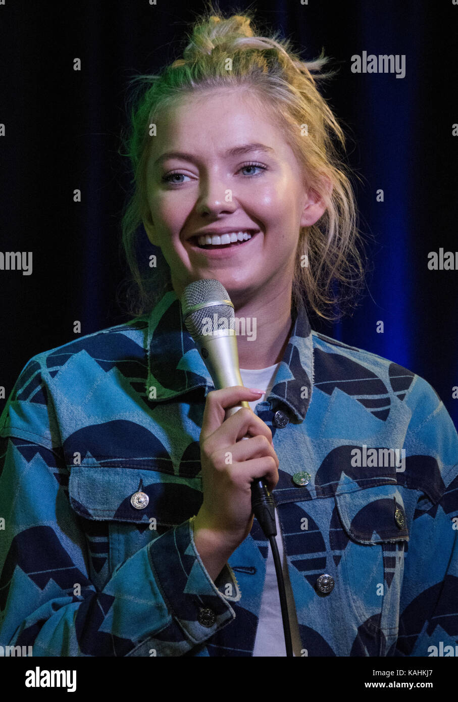 Astrid s singer hi-res stock photography and images - Alamy