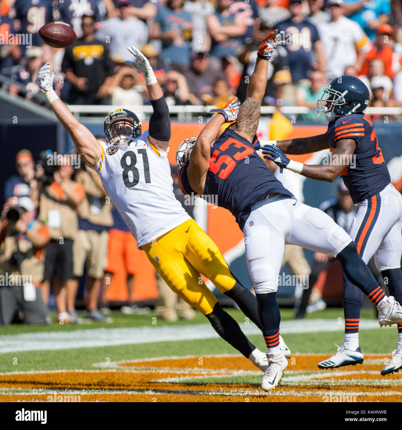 Chicago, Illinois, USA. 24th Sep, 2017. - Bears #53 John Timu breaks up ...