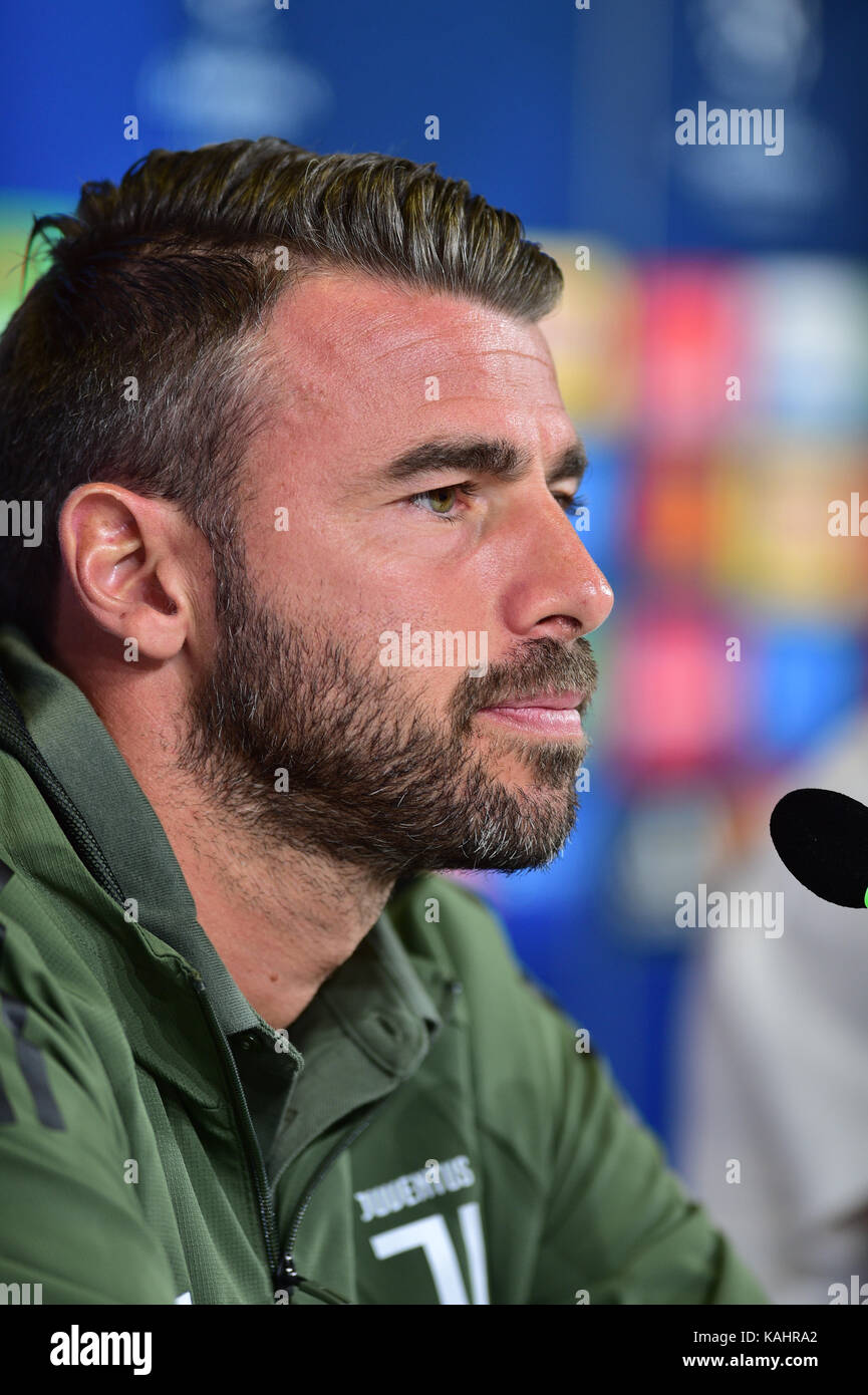 Turin, Italy. 26th Sep, 2017. Andrea Barzagli (Juventus FC) during the ...