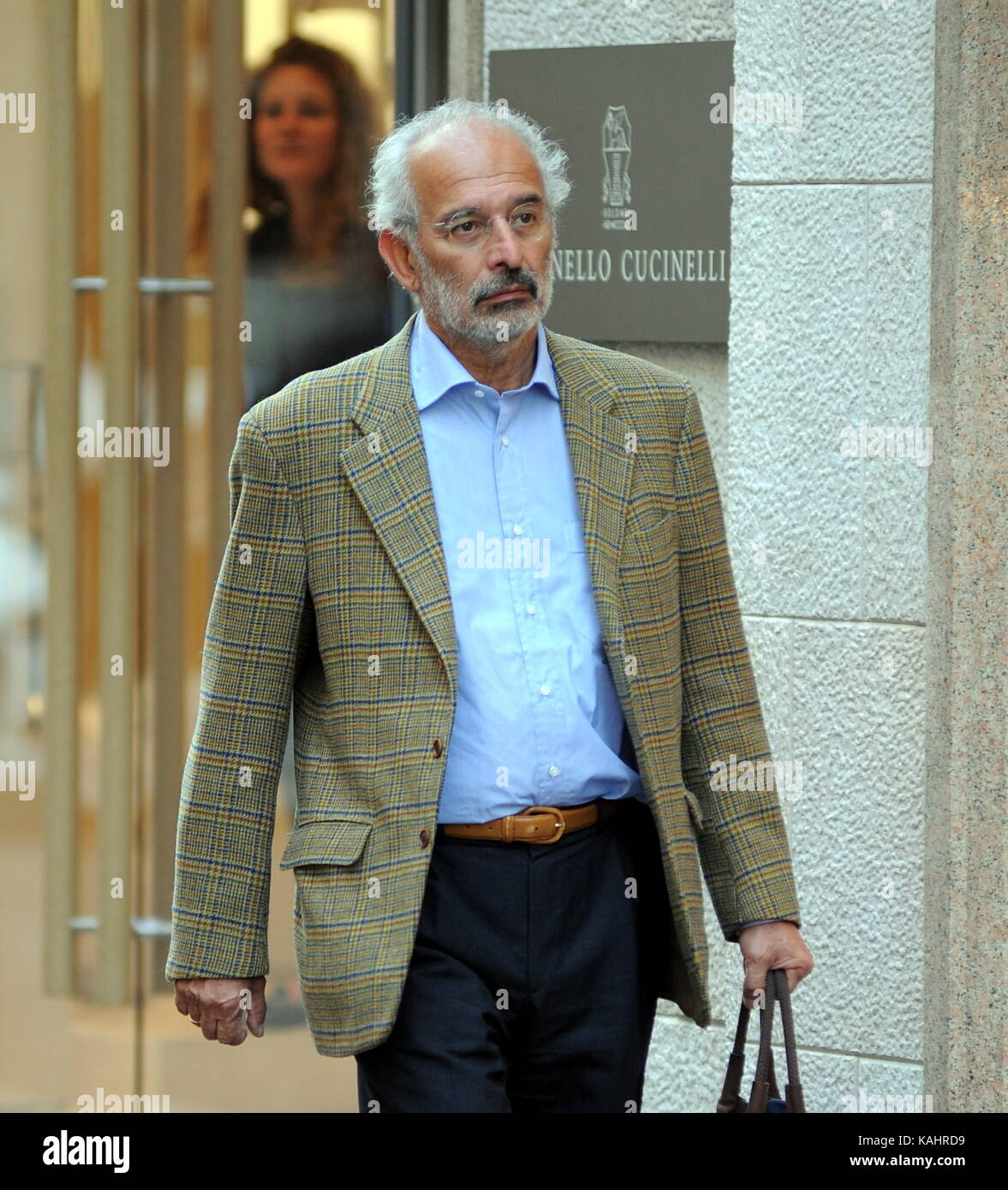 Milan, Gad Lerner strolls downtown The journalist Gad Lerner is amazed ...
