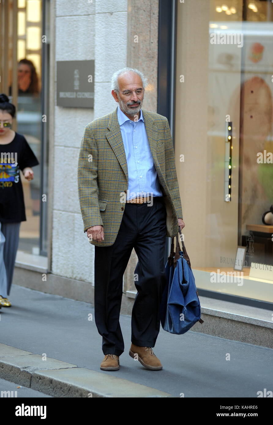 Milan, Gad Lerner strolls downtown The journalist Gad Lerner is amazed ...