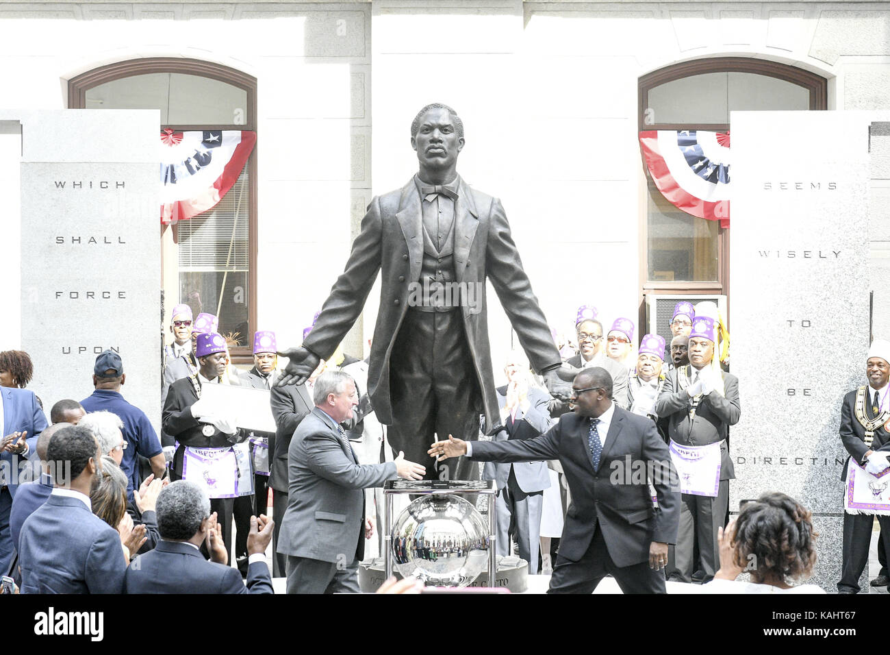 Octavius Catto Statue High Resolution Stock Photography and Images - Alamy