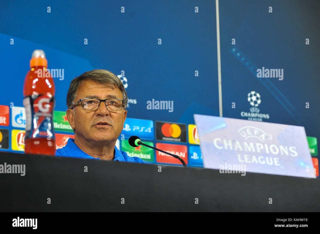 Turin, Italy. 26th Sep, 2017. Takis Lemonis, head coach of Olympiacos ...