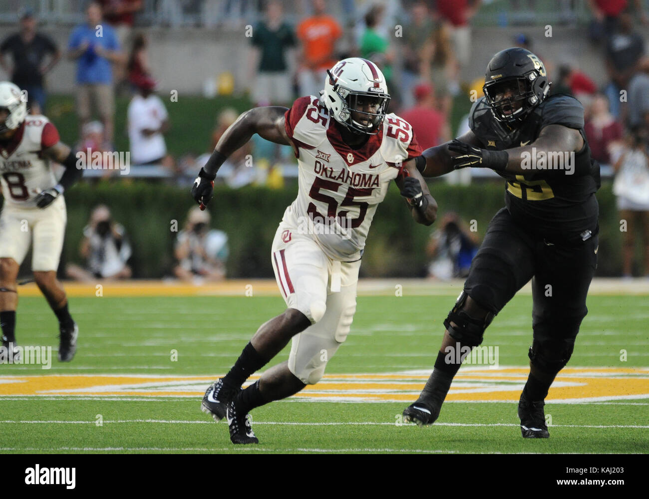 Waco, Texas, USA. 23rd Sep, 2017. Oklahoma Sooners defensive lineman ...