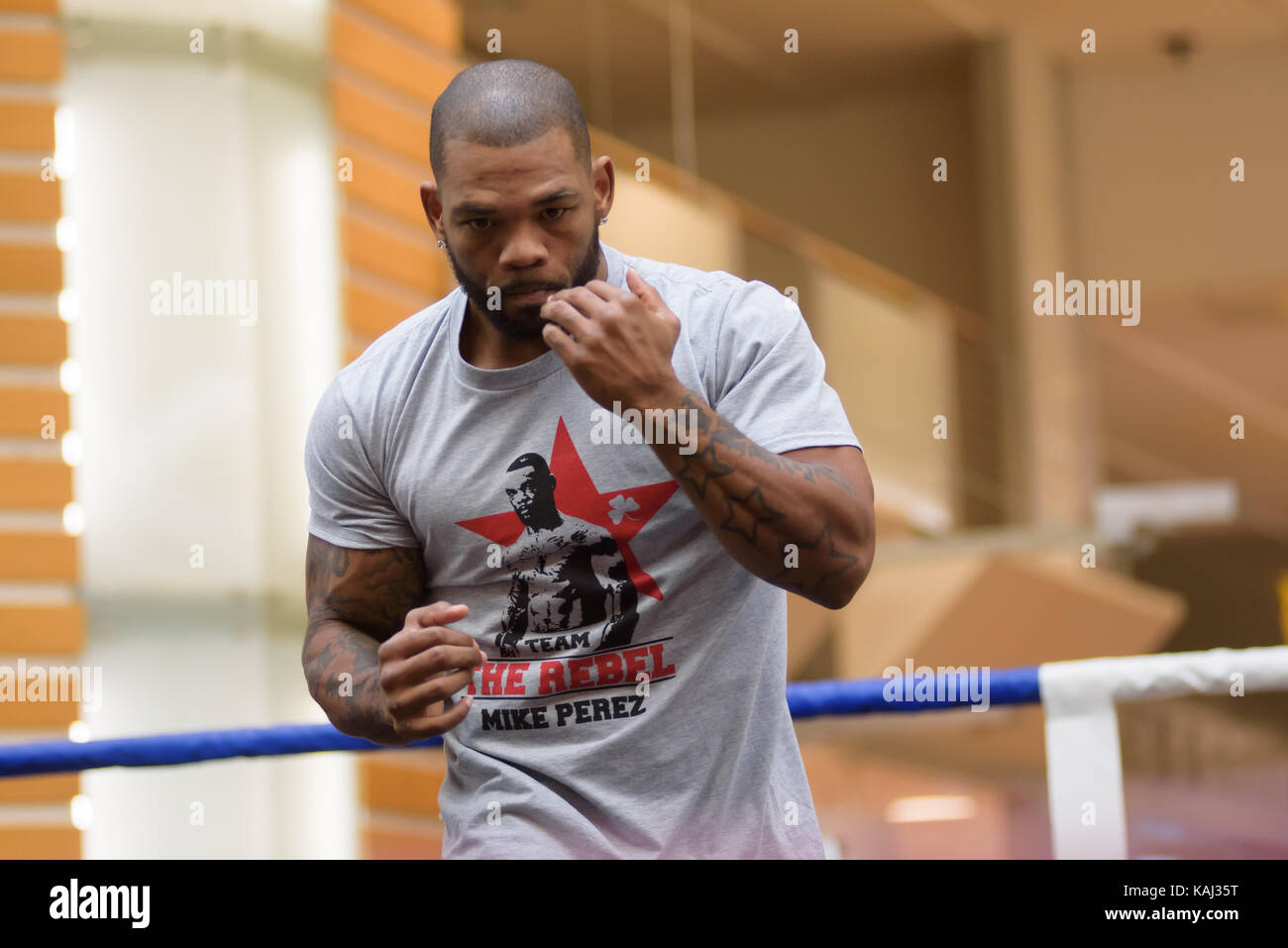 Riga, Latvia. 26th Sep, 2017. Public boxing training before The World ...