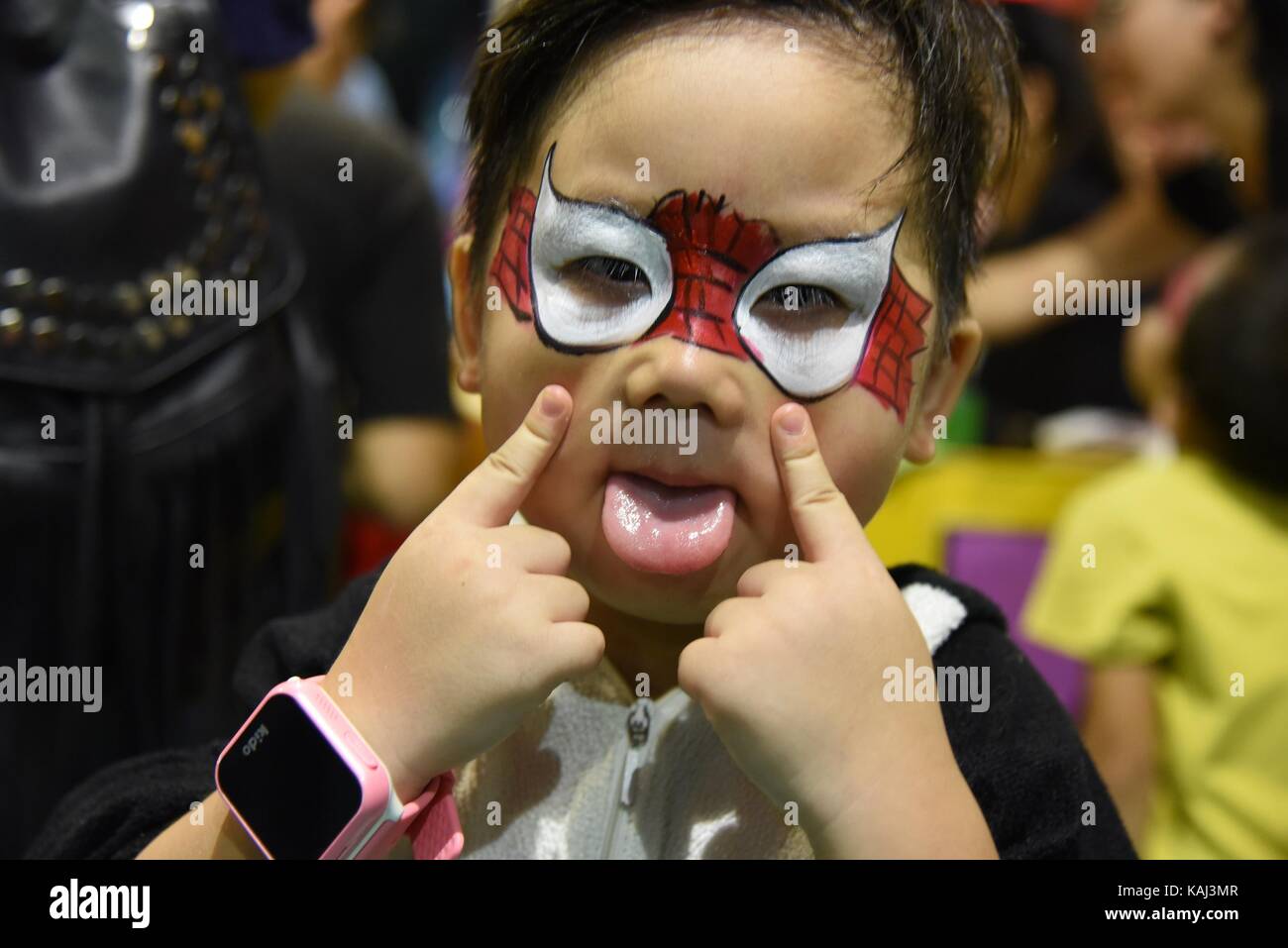 Hangzhou, China. 27th Sep, 2017. A face painting contest is held at an ...