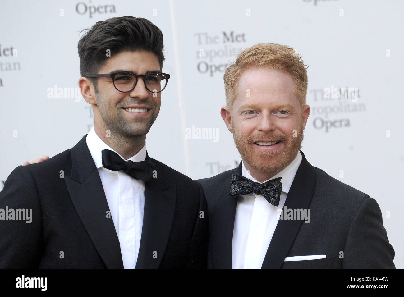 Jesse Tyler Ferguson Spouse Jesse Tyler Ferguson Added A New...