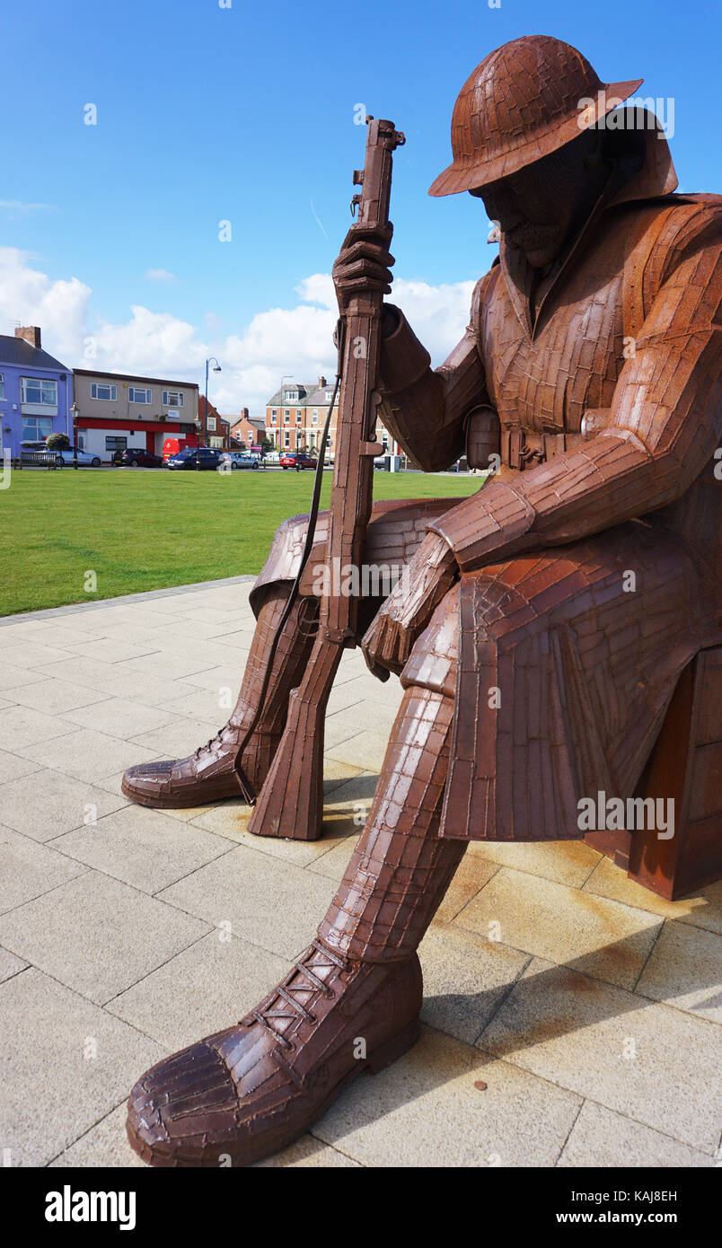 Seaham County Durham England Tommy WW1 Statue Stock Photo - Alamy