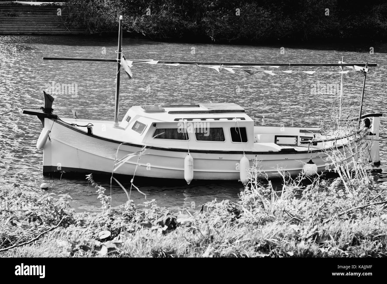 Yacht small boat on Black and White Stock Photos & Images - Alamy