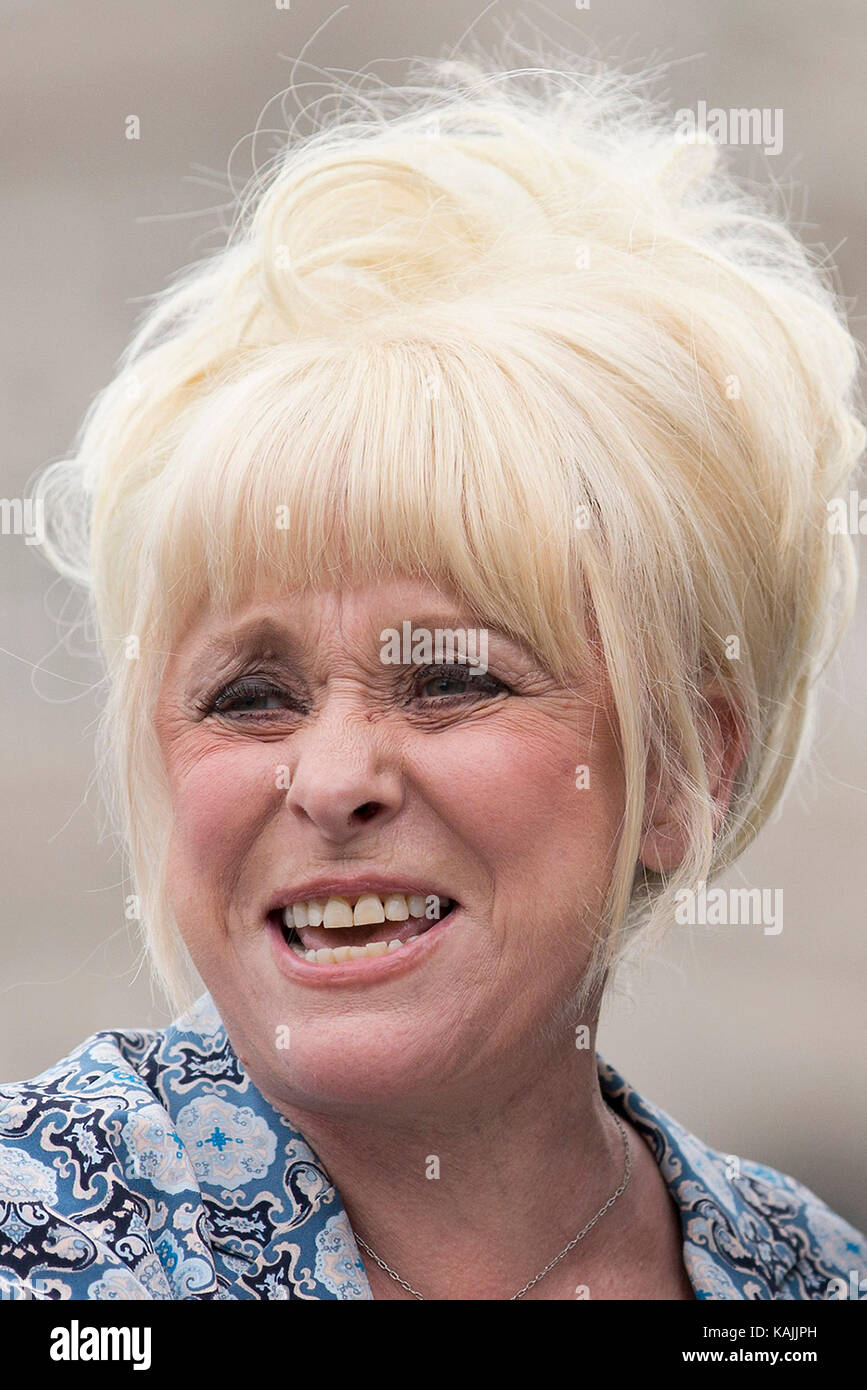 Barbara windsor eastenders hi-res stock photography and images - Alamy