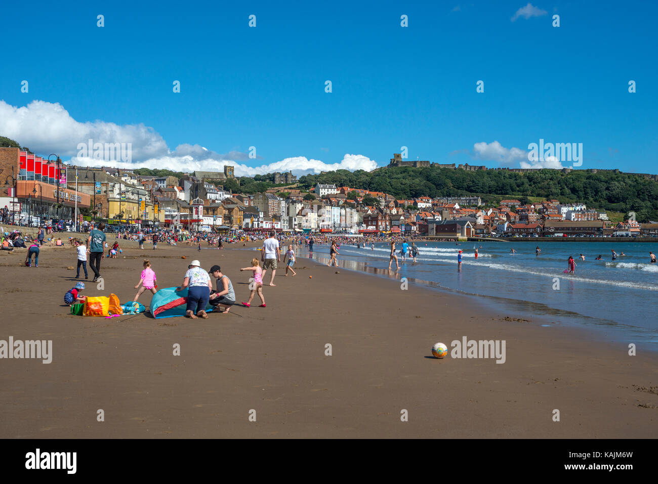Scarborough north bay beach hi-res stock photography and images - Alamy