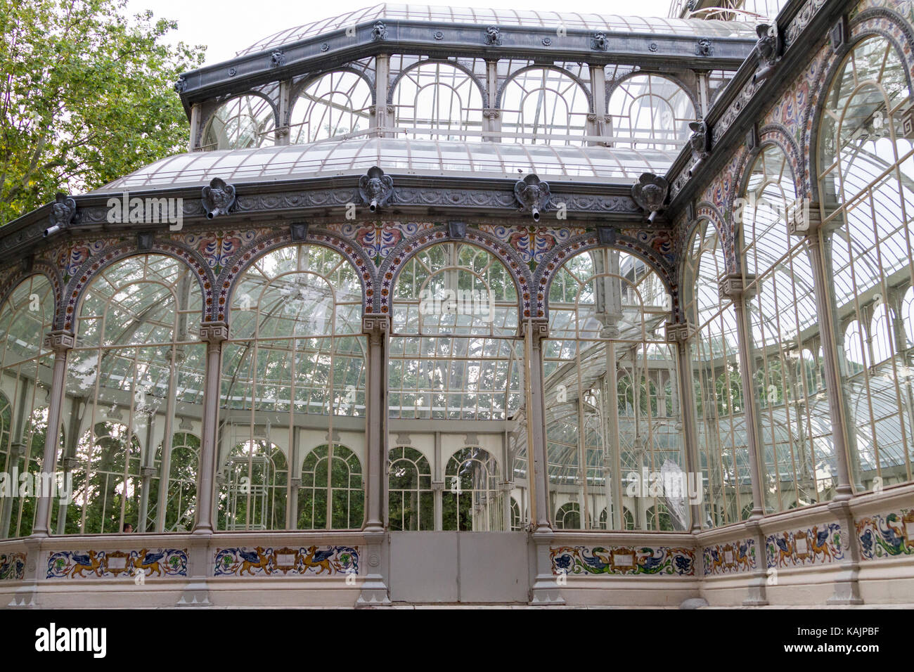 Details of Crystal Palace (Palacio de cristal) in Retiro Park, Madrid ...