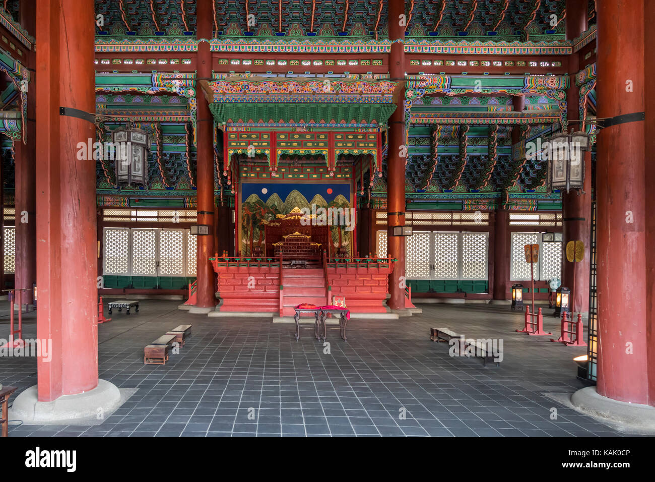 Interior architecture at the Gyeongbokgung Royal Palace in Seoul, South ...