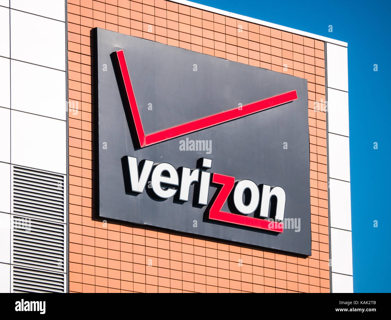 Verizon, Reading International Business Park, Reading, Berkshire ...