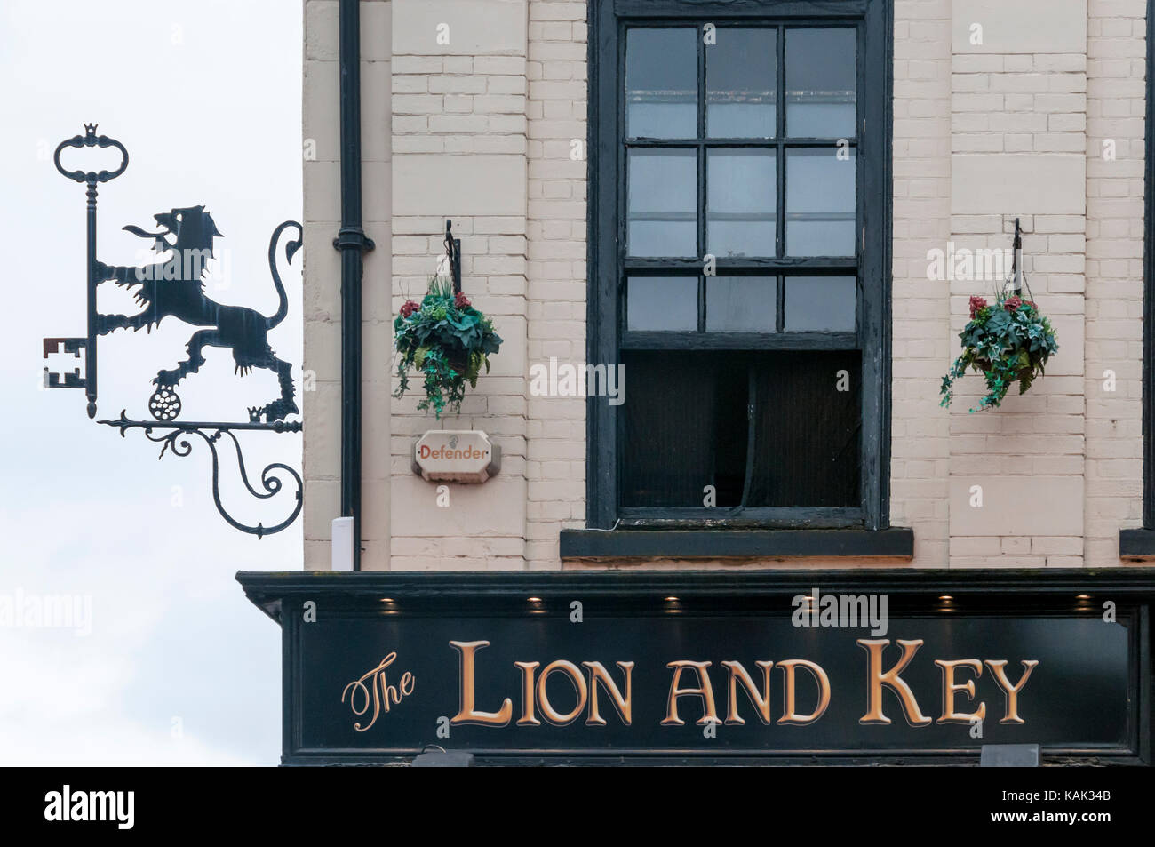 The lion and key hi-res stock photography and images - Alamy