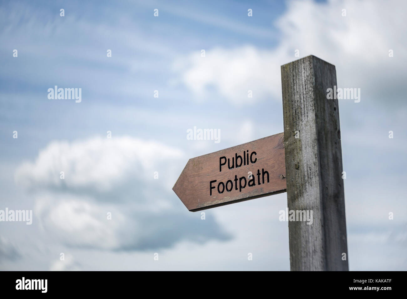Permissive footpath sign hi-res stock photography and images - Alamy