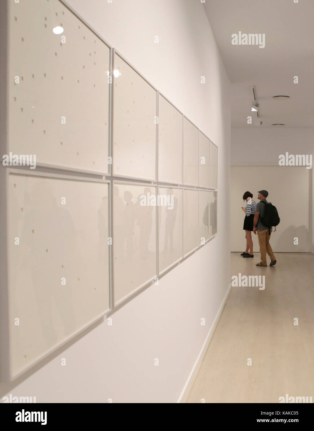 Exhibit exhibition collection paintings hi-res stock photography and ...