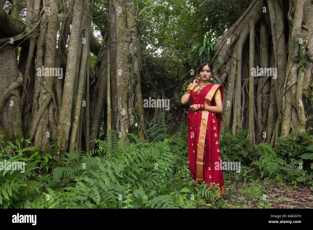 Female girl banyan hi-res stock photography and images - Alamy