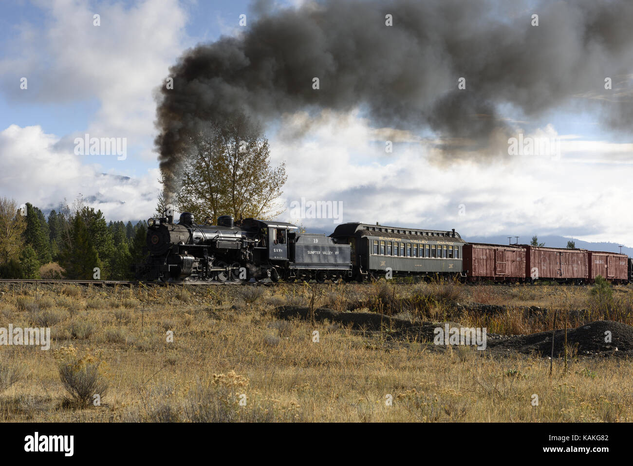 EDITORIAL, 18 October 2015, Historic Steam Trains and Heritage Railroad ...