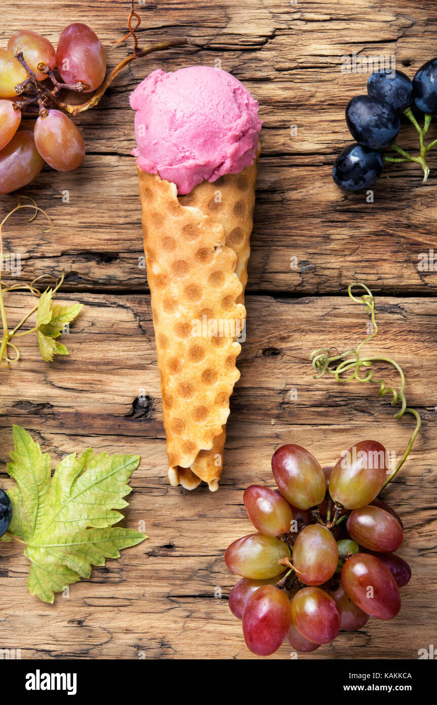 Grape frozen in ice hi-res stock photography and images - Alamy
