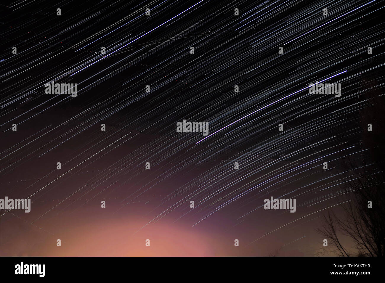 Shooting star tail hi-res stock photography and images - Alamy
