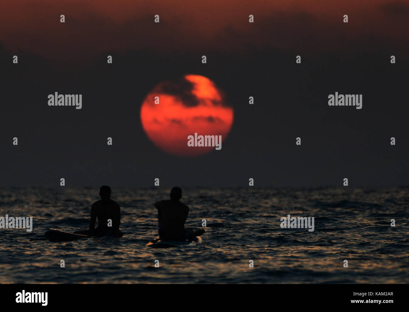A beautiful sunset in Tel-Aviv, Israel Stock Photo - Alamy