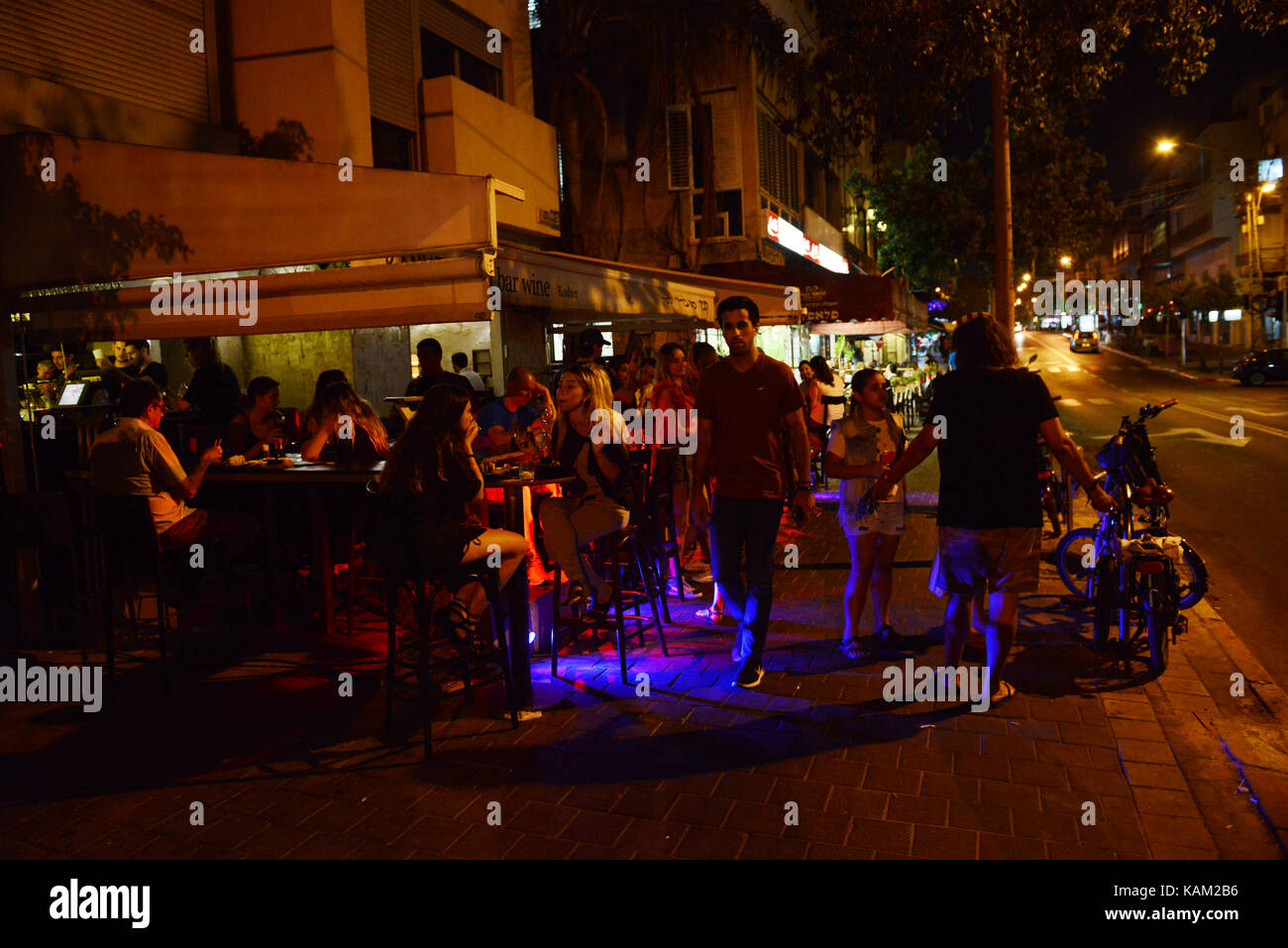 Tel aviv nightlife hi-res stock photography and images - Alamy