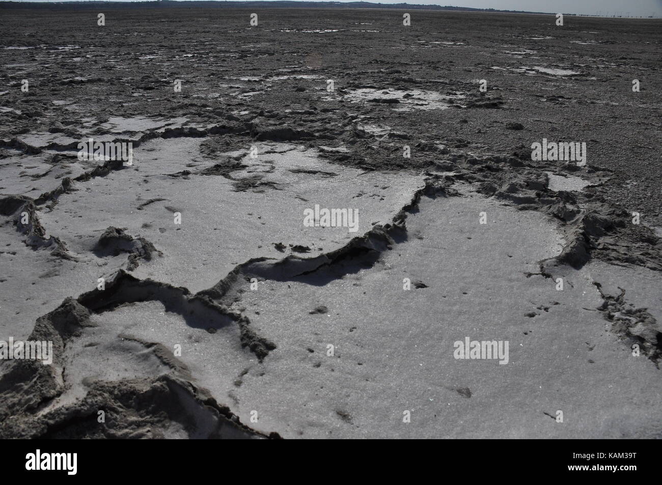 Akrotiri salt lake hi-res stock photography and images - Alamy