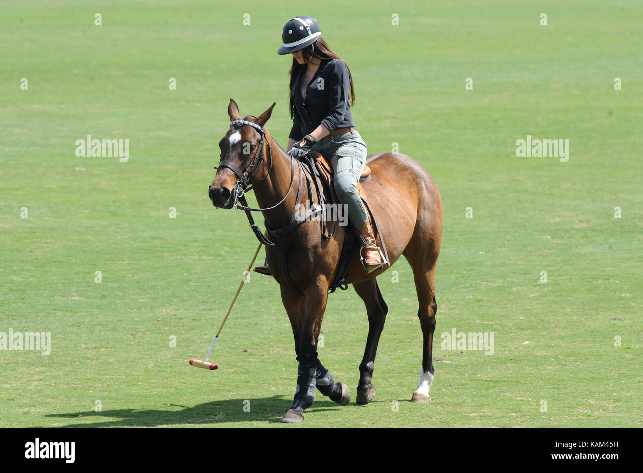 Kourtney kardashian and son mason disick hi-res stock photography and ...
