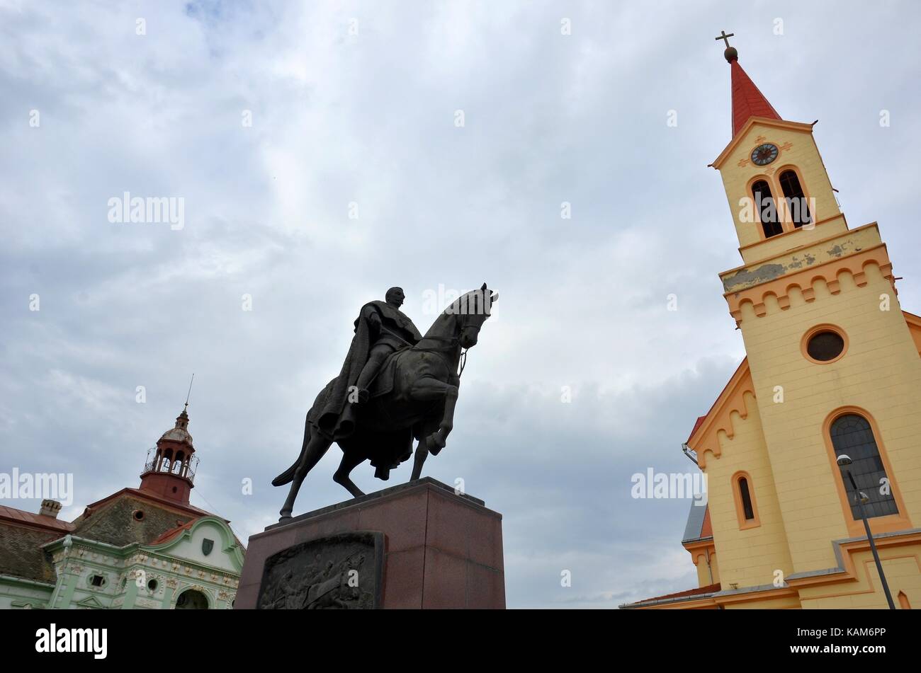 monument in the center of the city Stock Photo - Alamy