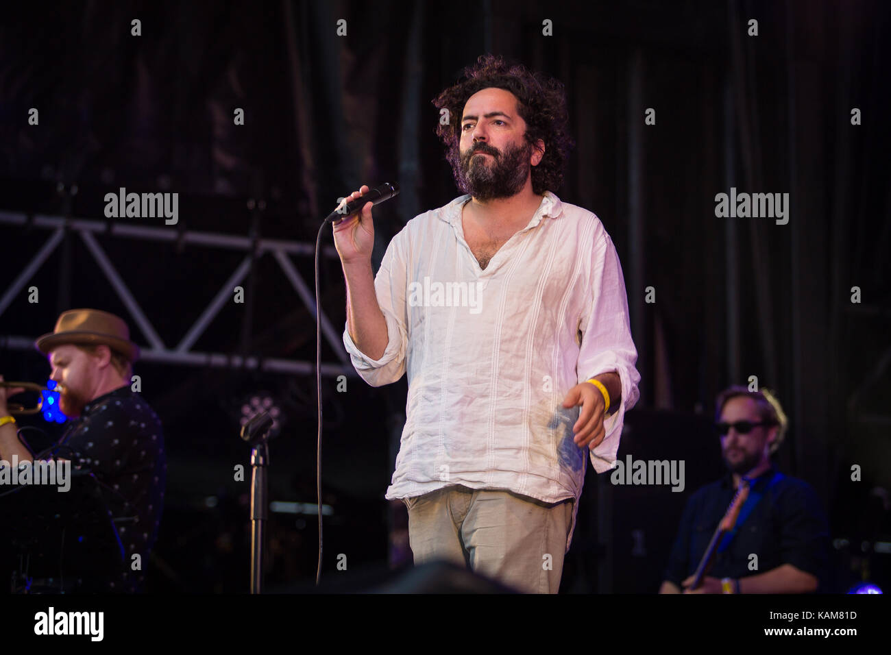 Destroyer band hi-res stock photography and images - Alamy