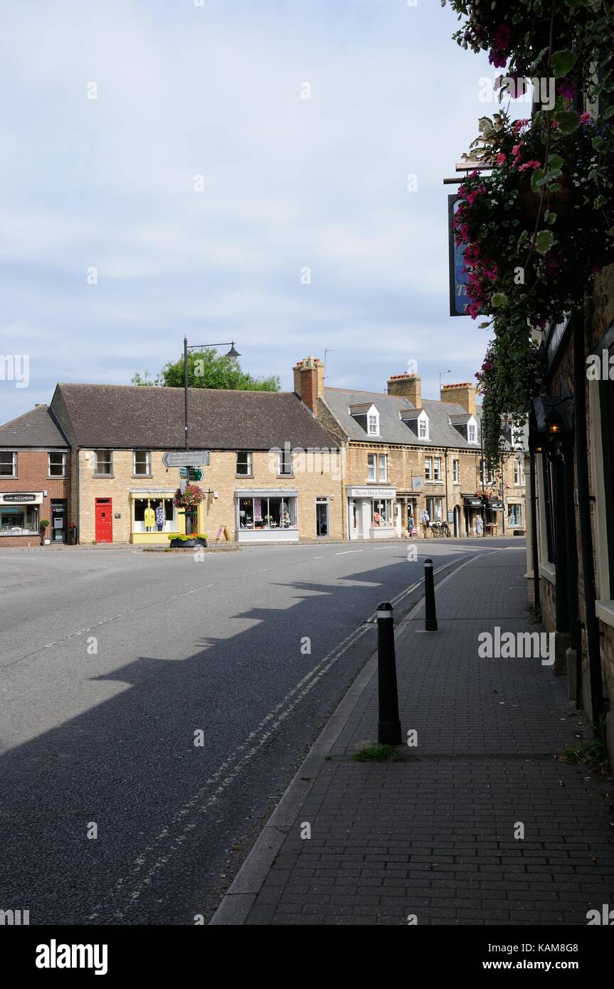 Olney high street hi-res stock photography and images - Alamy
