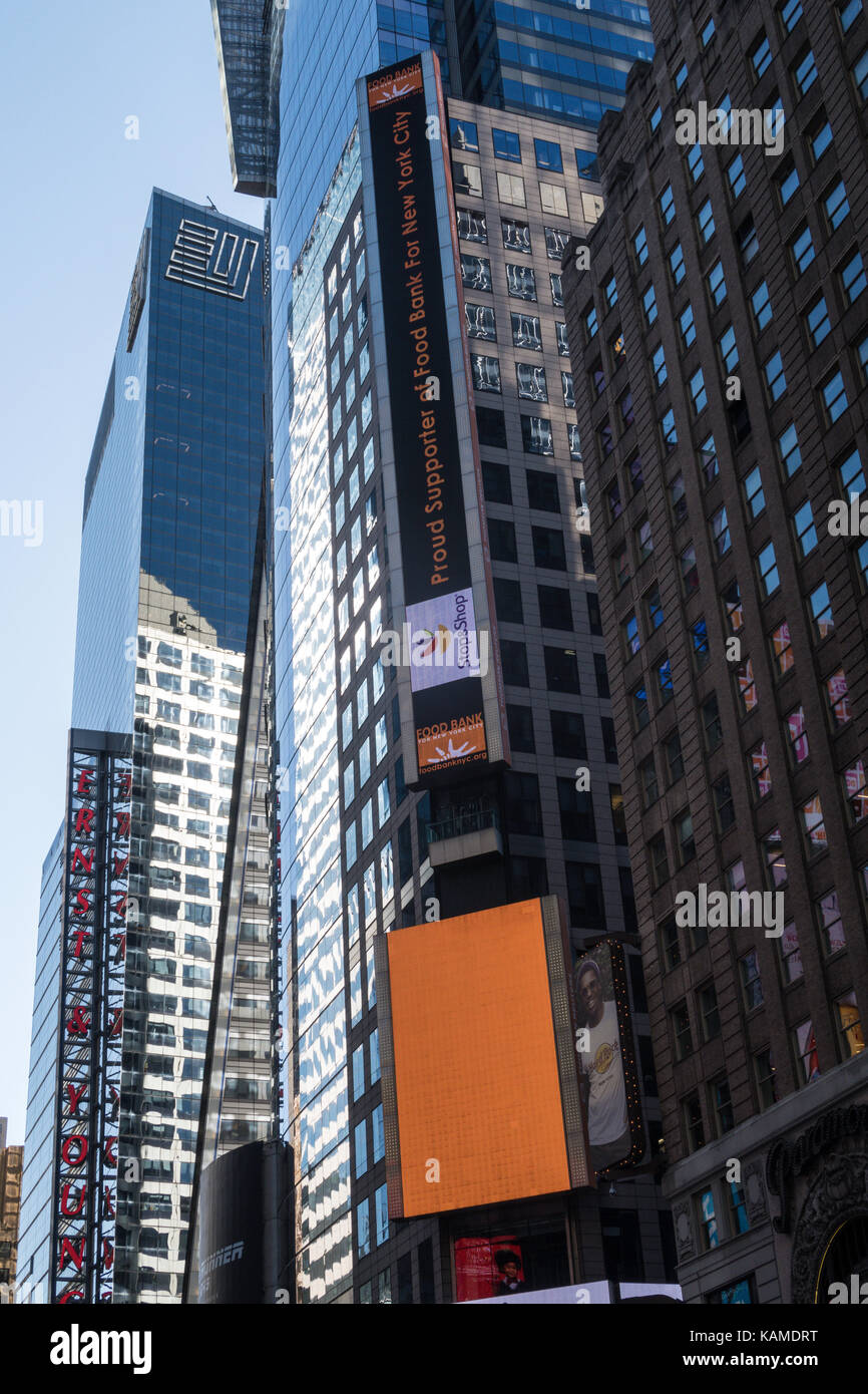 Electronic Advertising Billboards in Times Square, NYC, USA Stock Photo ...