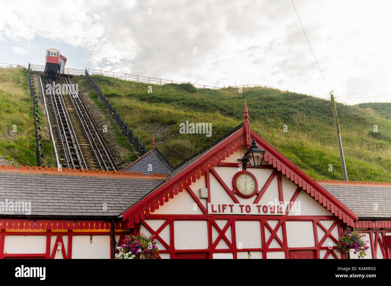 Saltburn Cliff Lift at Saltburn-by-the-Sea Stock Photo - Alamy