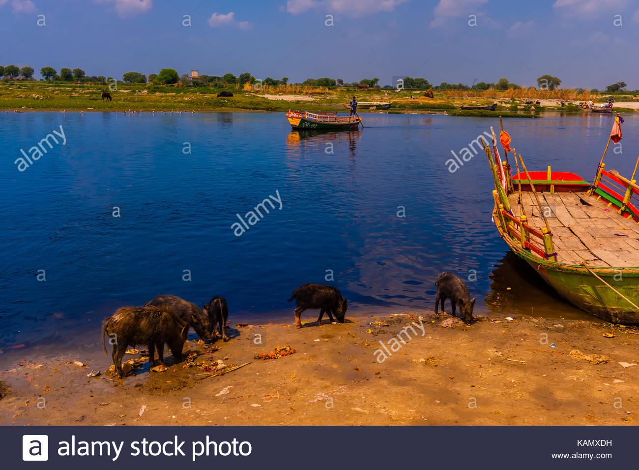 Vrindavan River Stock Photos & Vrindavan River Stock Images - Alamy
