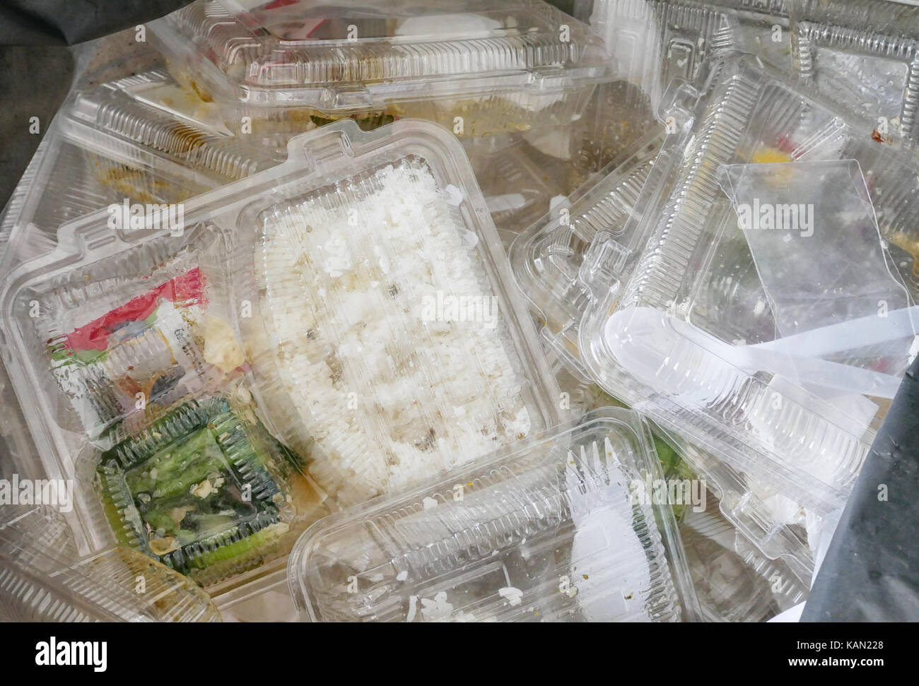 foam and plastic food container in the bin / environmental problems ...