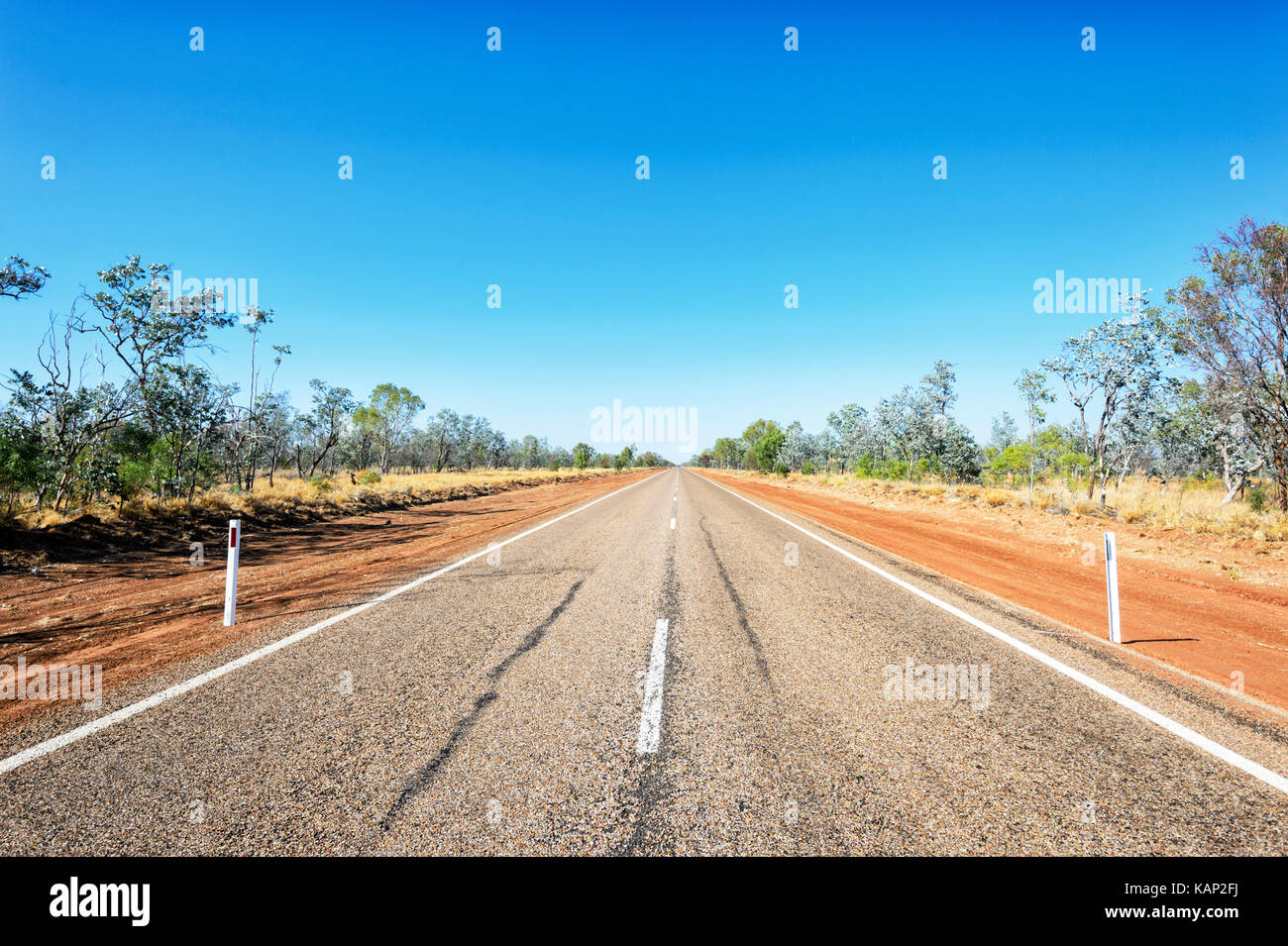 The remote outback Landsborough Highway between Longreach and Winton ...