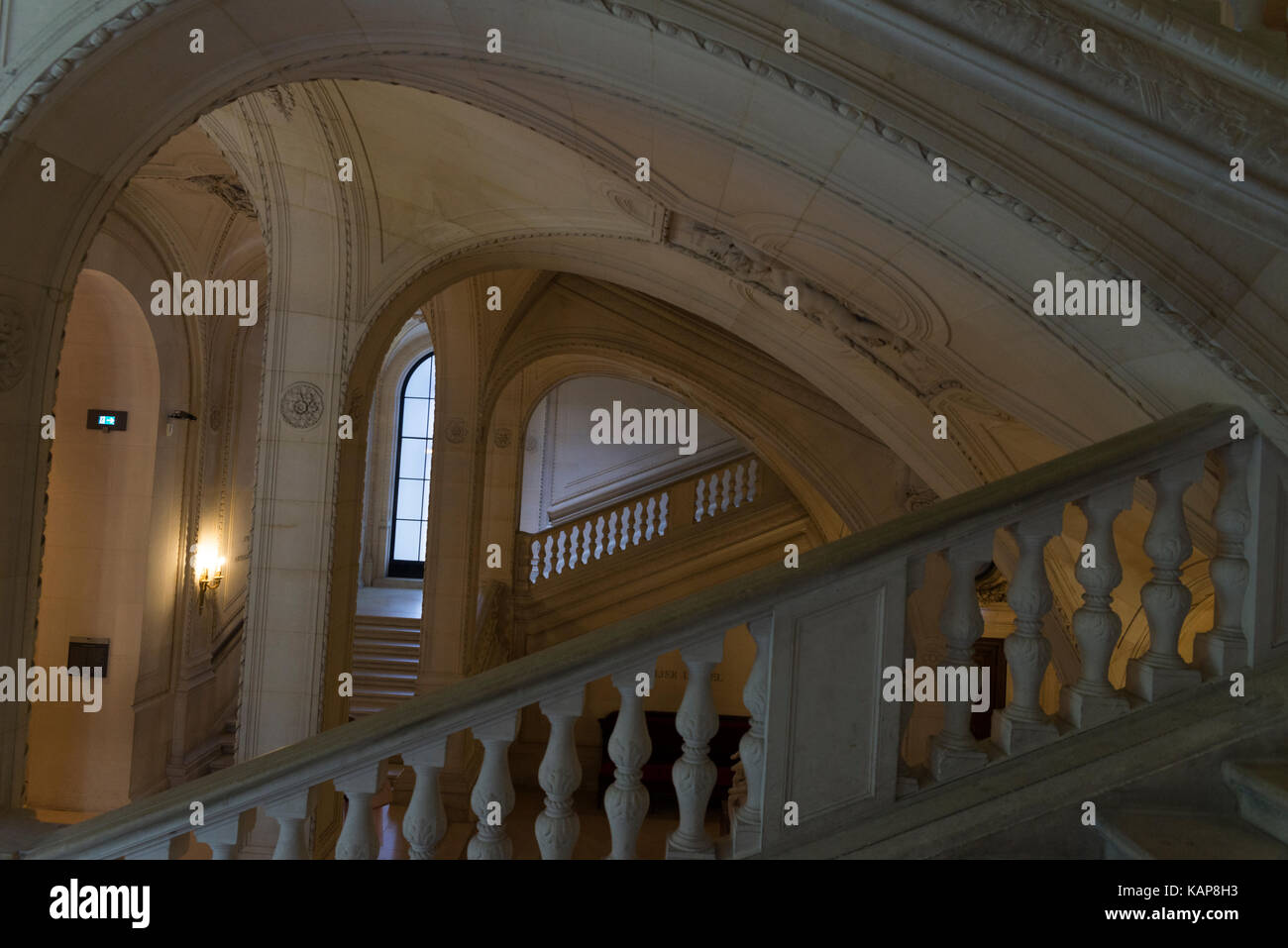 Louvre museum staircase Stock Photo - Alamy