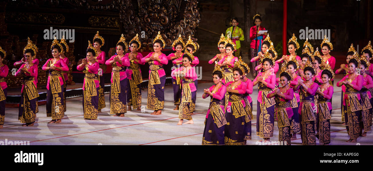 Beautifully dressed Dance Troupe at the Bali Arts Festival in Denpasar ...