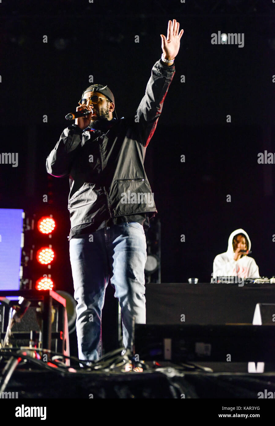 Boy band singer stage hi-res stock photography and images - Alamy