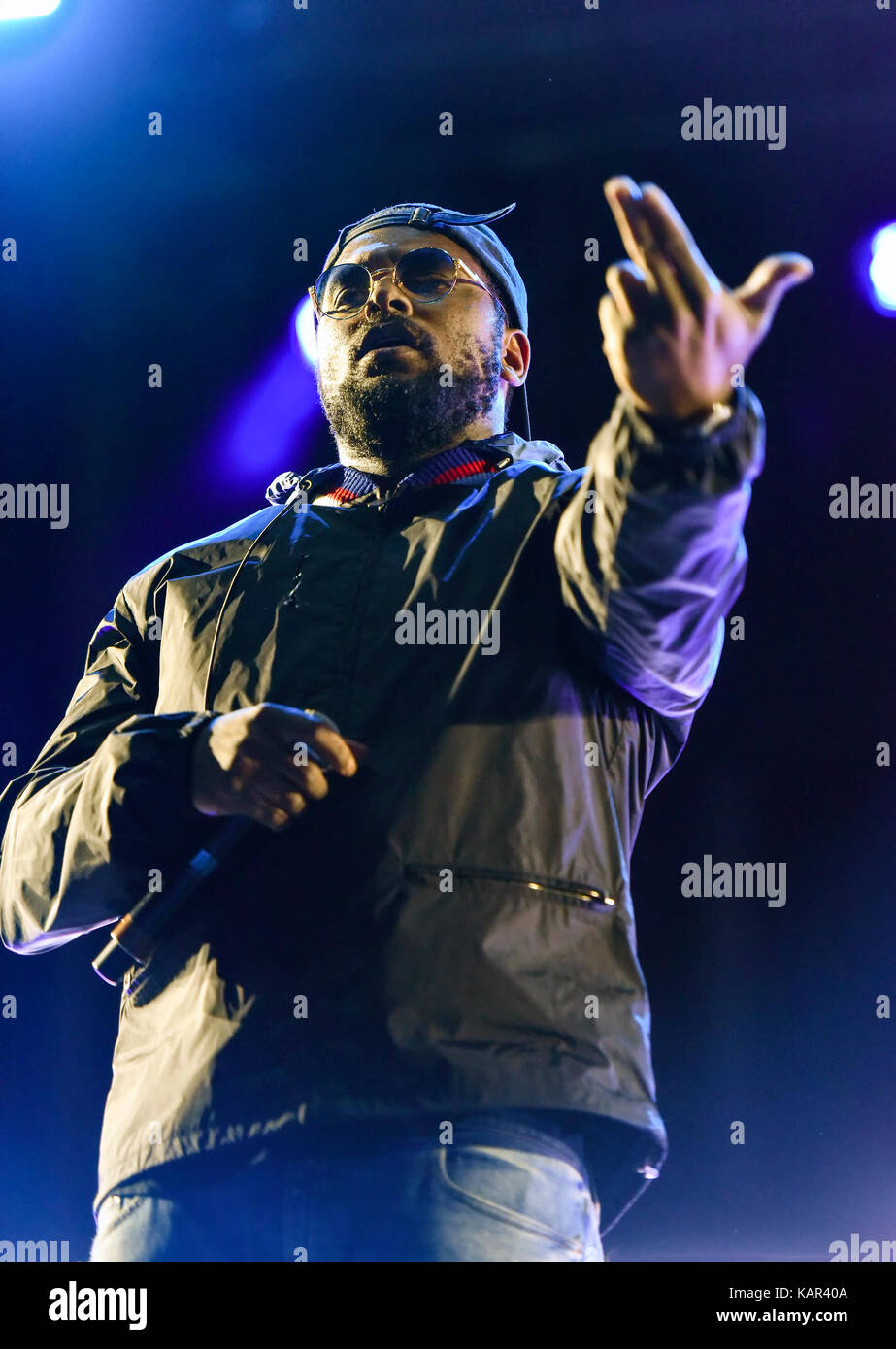 Rapper boy hi-res stock photography and images - Alamy