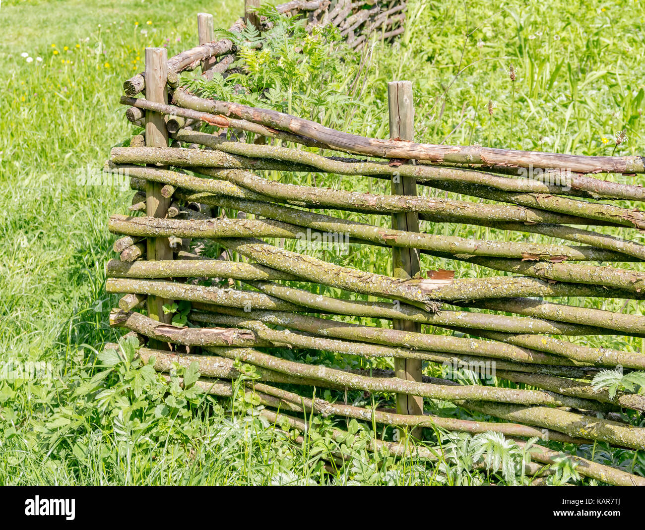 Braided wooden fence hi-res stock photography and images - Alamy