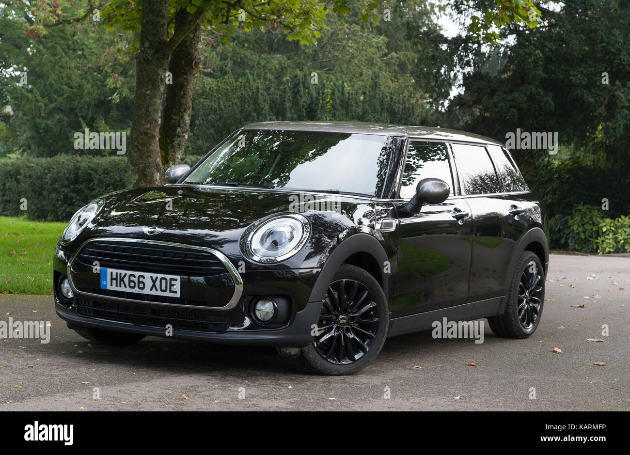 Mini cooper d clubman hi-res stock photography and images - Alamy