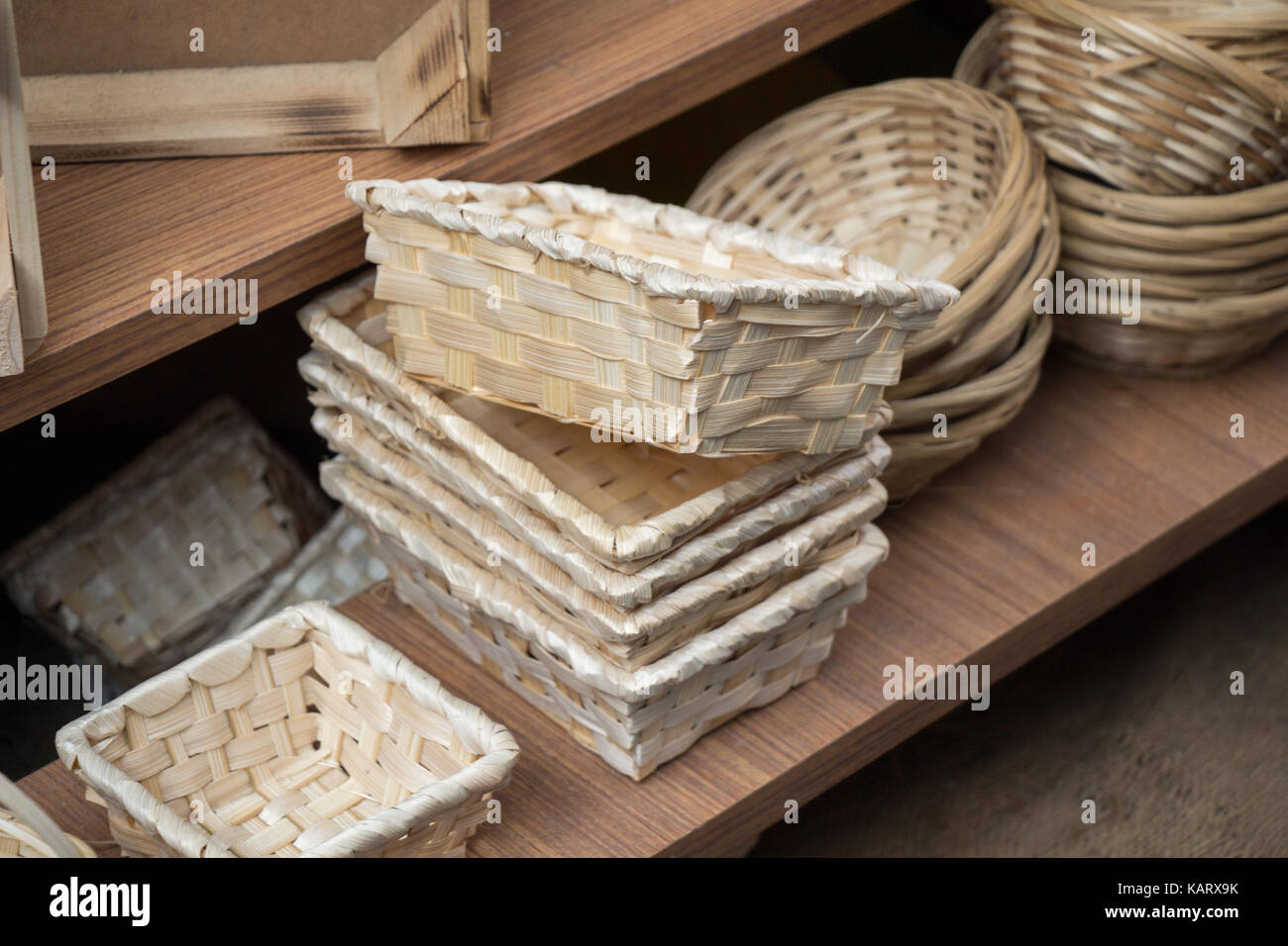 Empty wicker baskets are for sale in a market Stock Photo - Alamy
