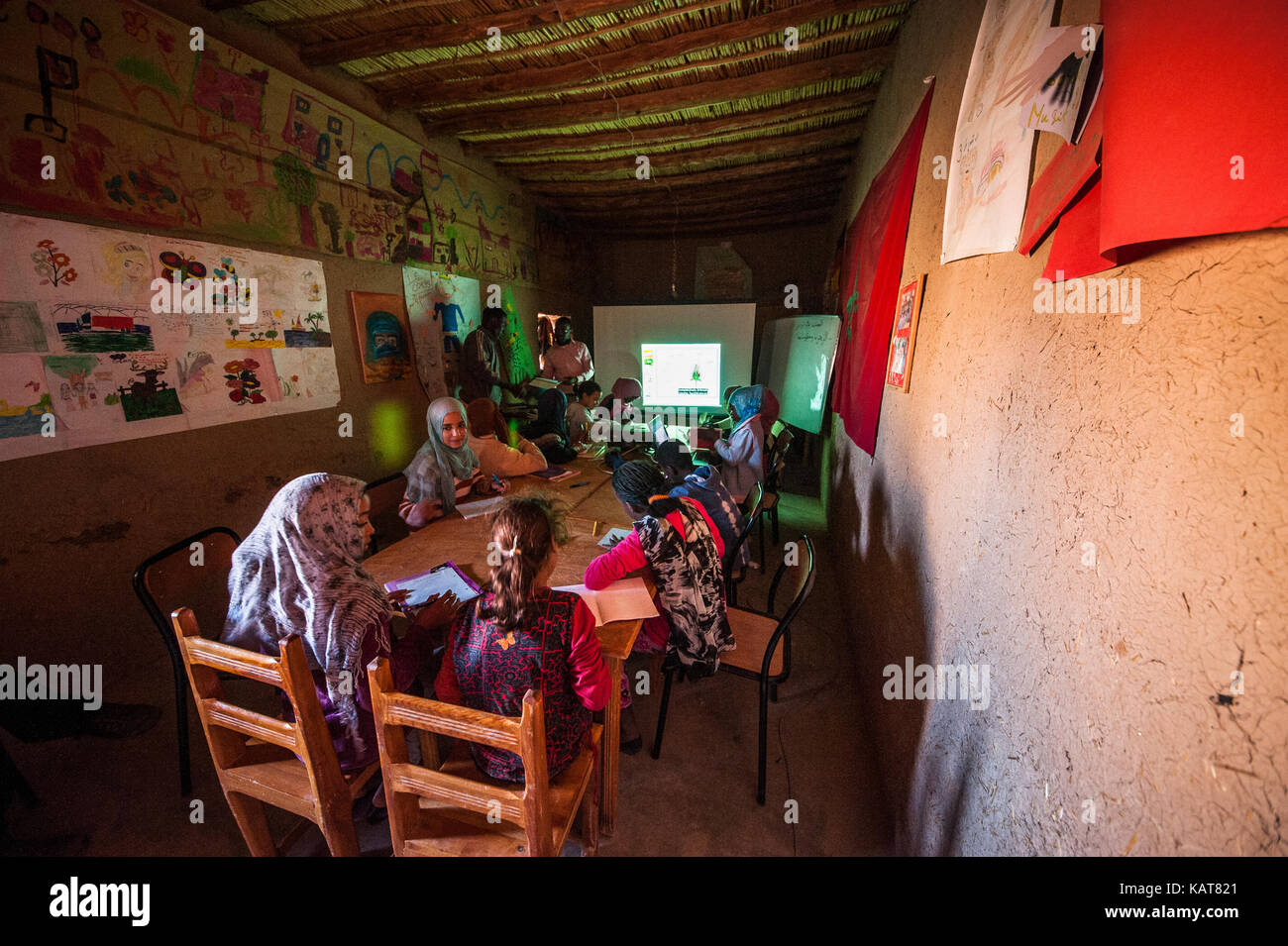 Schoolgirls morocco hi-res stock photography and images - Alamy