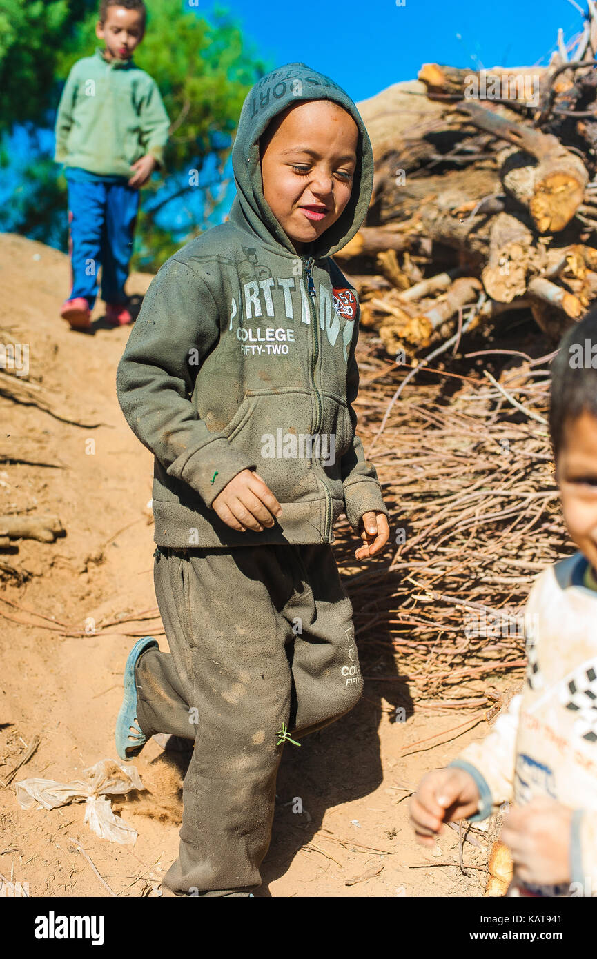 Children playing in village Merzouga, Morocco Stock Photo - Alamy