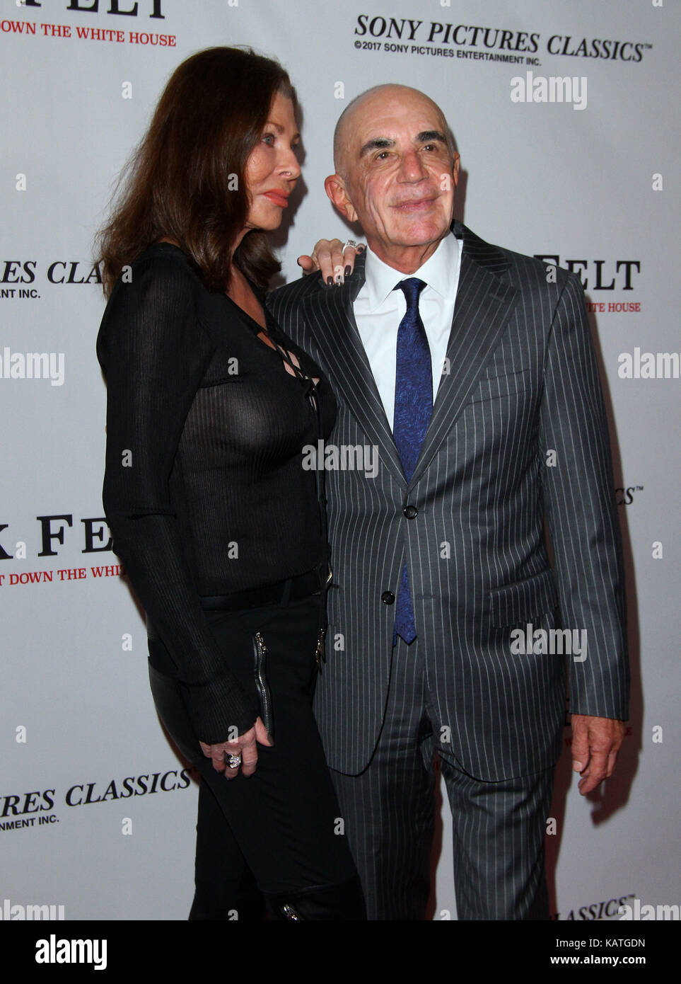 Linell shapiro robert shapiro hi-res stock photography and images - Alamy