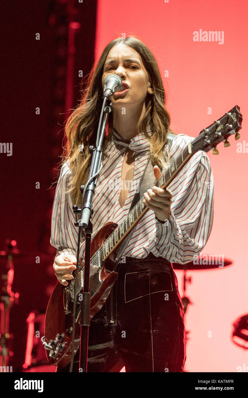 Las Vegas, Nevada, USA. 24th Sep, 2017. DANIELLE HAIM of Haim during ...
