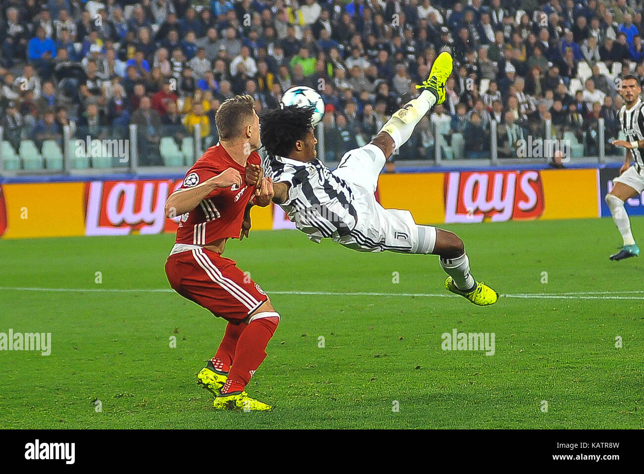 Turin, Italy. 27th Sep, 2017. Juan Cuadrado (Juventus FC) during the ...